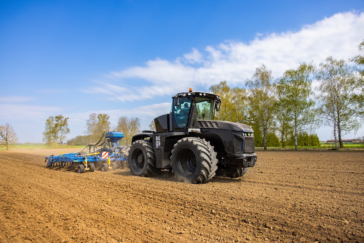 A unique Lithuanian AUGA M1 tractor solution has been patented in the ...